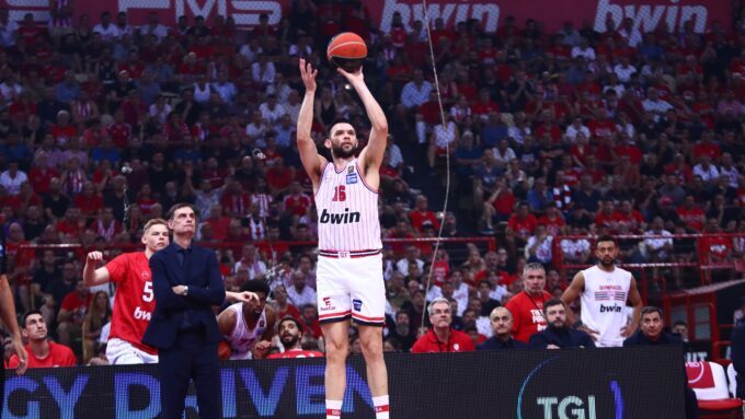Παπανικολάου: «Υπάρχει απογοήτευση, θα έπρεπε να πάρουμε το τέταρτο ...